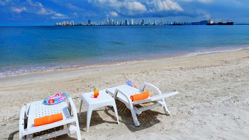 Punta Arena - LATIN TRAVELS